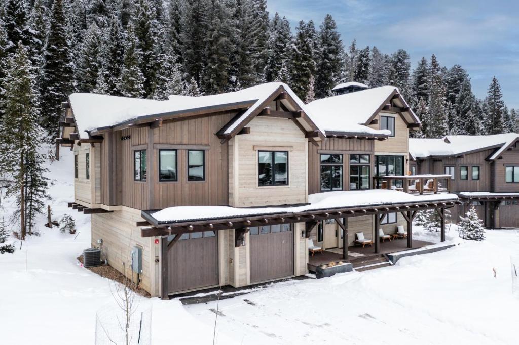 Spanish Peaks Highlands Cabin 19, Big Sky (updated prices 2025)