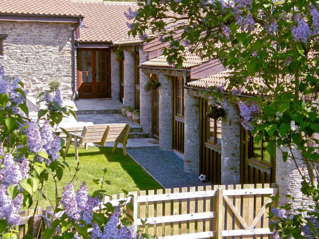 The Byre, Goodleigh (updated prices 2026)