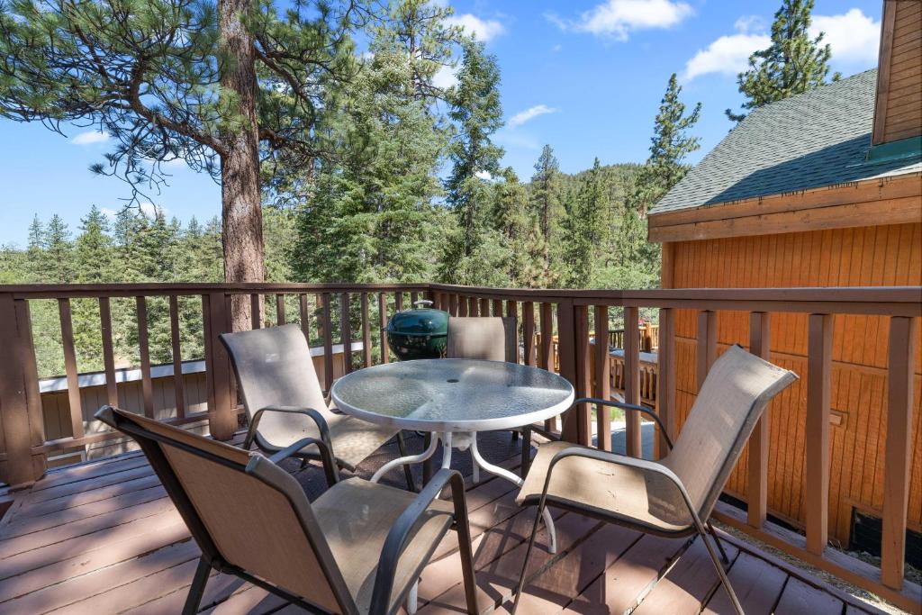 FAWNSKIN LAKE CHALET - Close to Lake, Fawnskin – Updated 2023 Prices