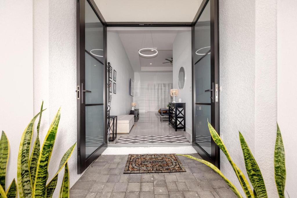 15 Cape Coral Pool House On Freshwater Canal, Matlacha (updated prices ...