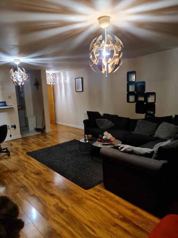 De Sarks, London (updated prices 2025)