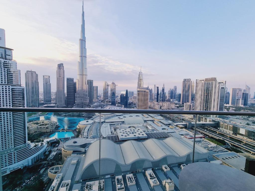 Amazing Burj Khalifa &Fountain View - 2BR, Dubai (updated prices 2024)