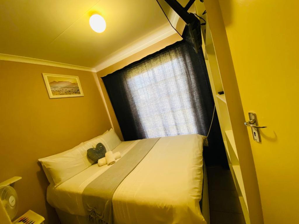 Sky city luxury guest house, Alberton (updated prices 2024)