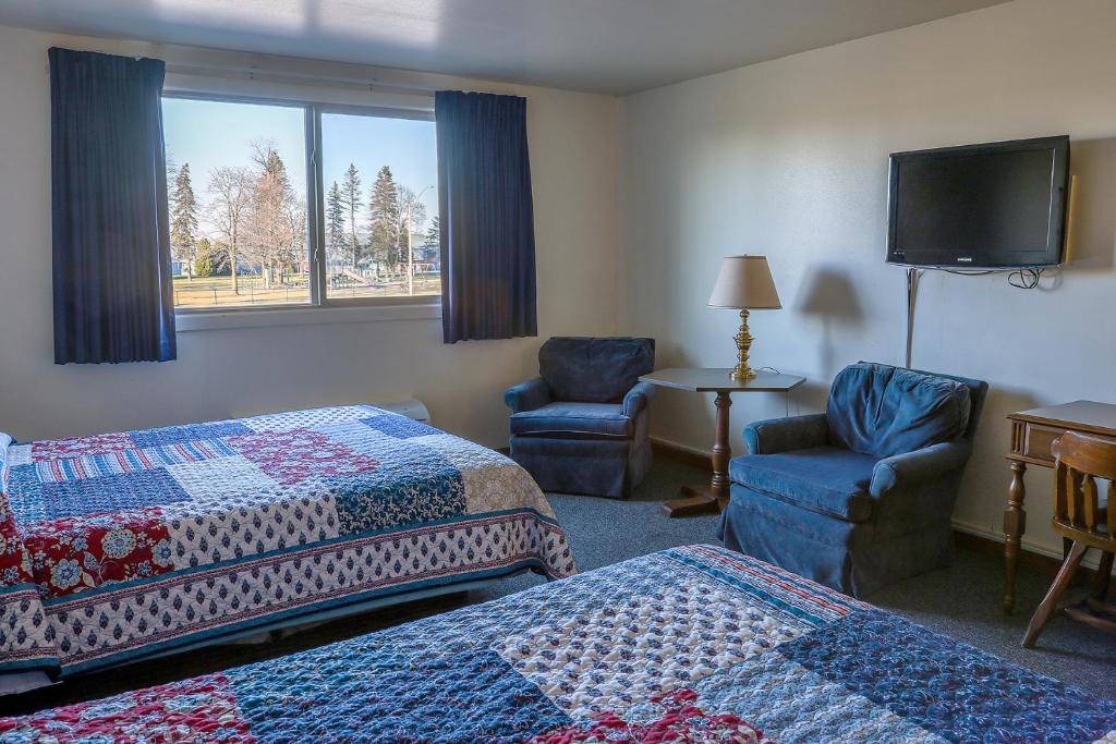 Lighthouse Inn - Two Rivers, Two Rivers (updated prices 2025)