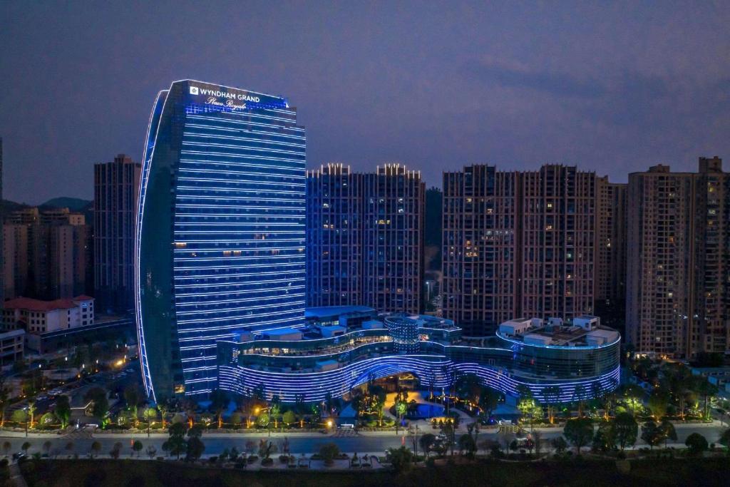 Wyndham Grand Plaza Royale Yujia Anhua（Anhua）：（最新料金：2025年）