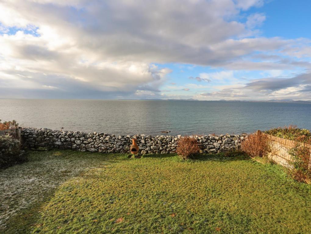 Bramble Bank, Harlech (updated prices 2025)