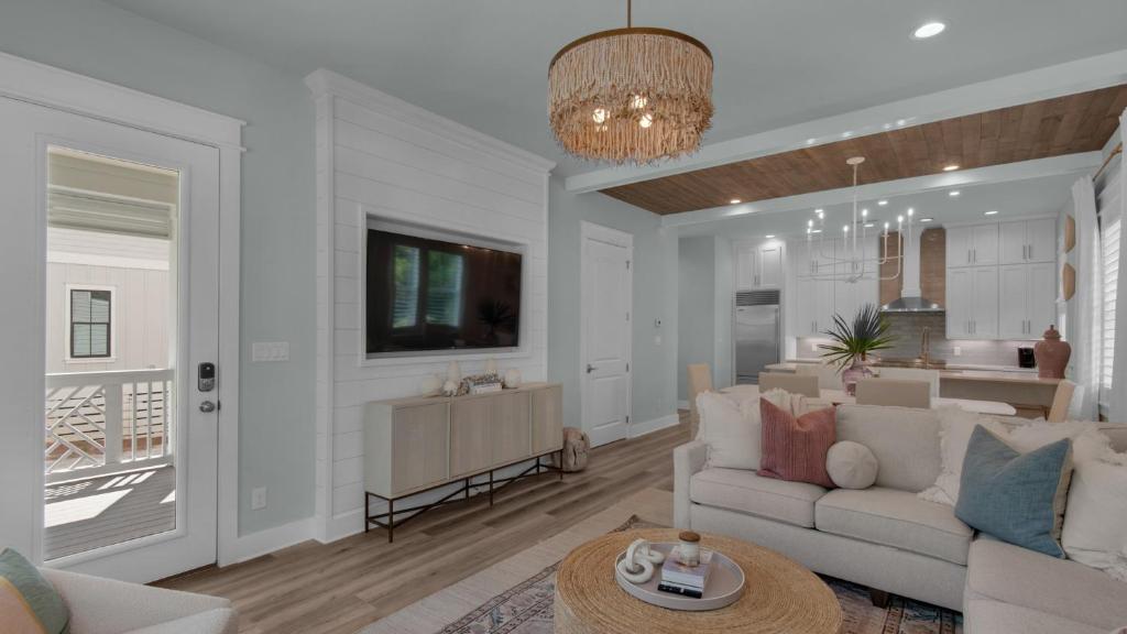 Resting Beach Face, Rosemary Beach (updated prices 2026)