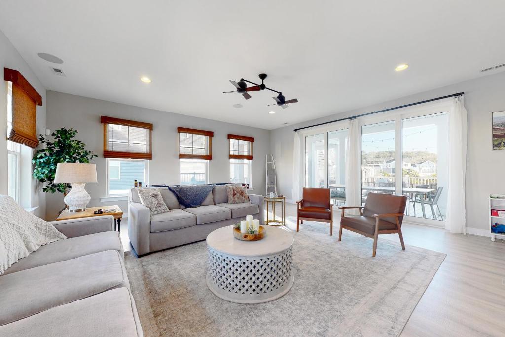 Tidal Walk --- 28 Tibbetts Point Way, Ocean View – Updated 2024 Prices