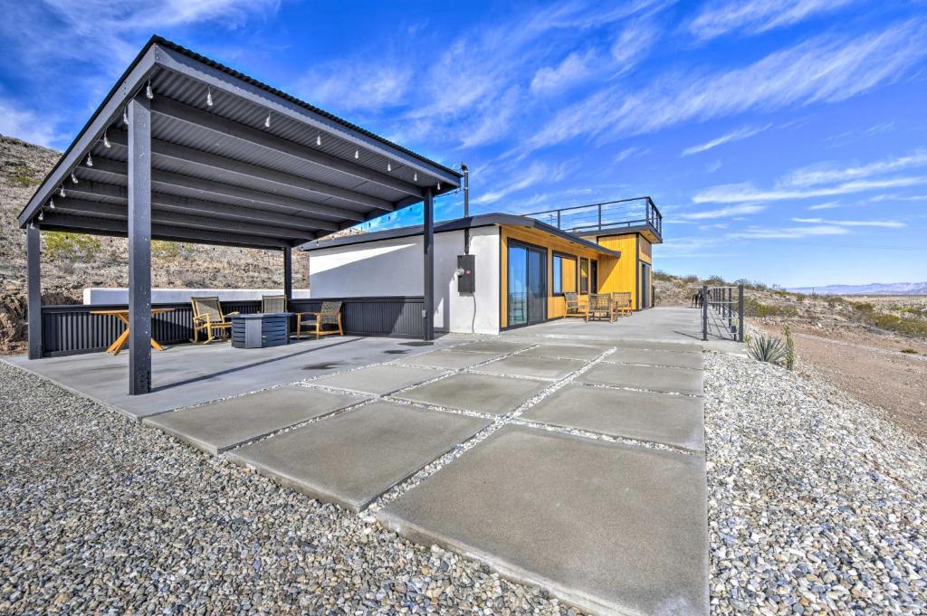 Hilltop Oasis with Sweeping Landscape Views, Yucca Valley (updated ...