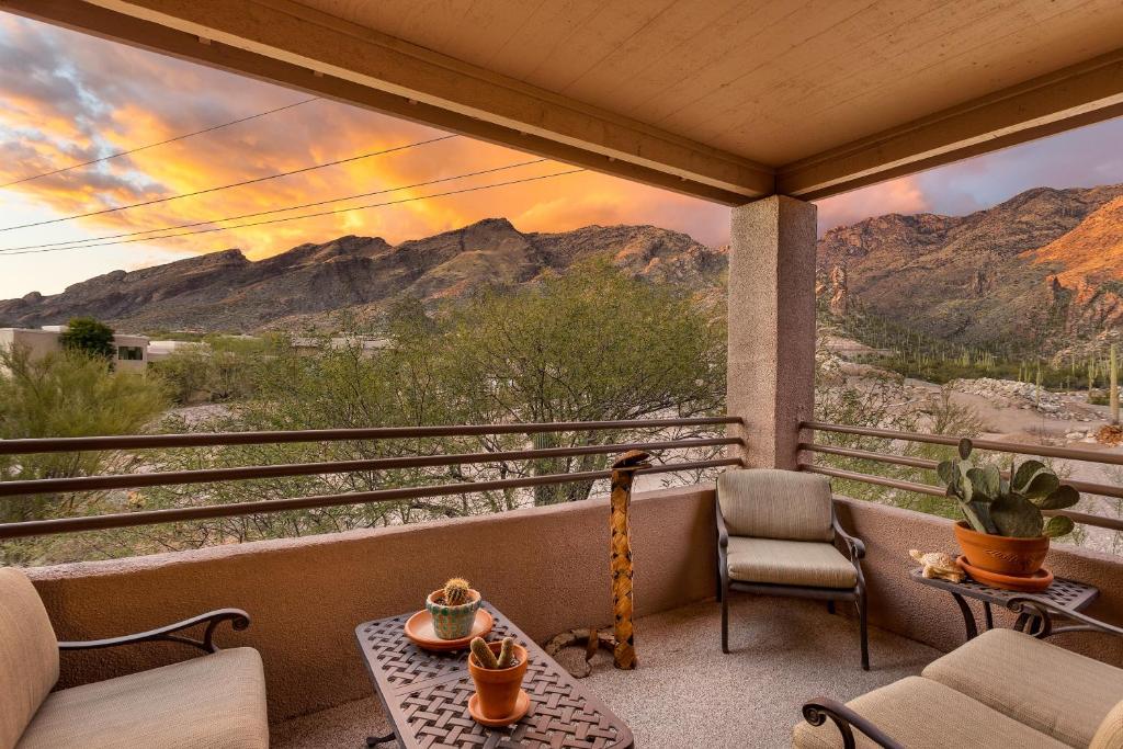 STUNNING Views of Ventana Canyon, Mountains AND City Lights!, Tucson ...