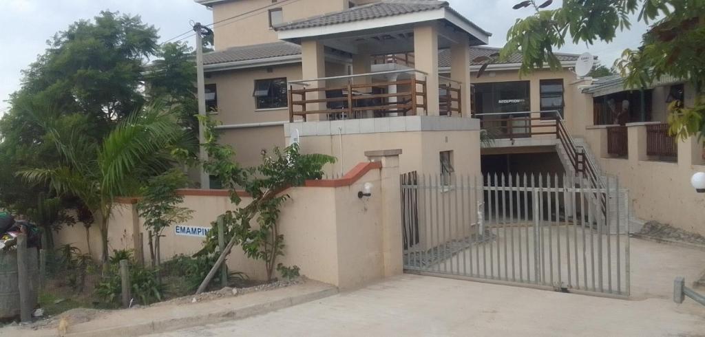 Emampingeni lodge, Bizana (updated prices 2026)