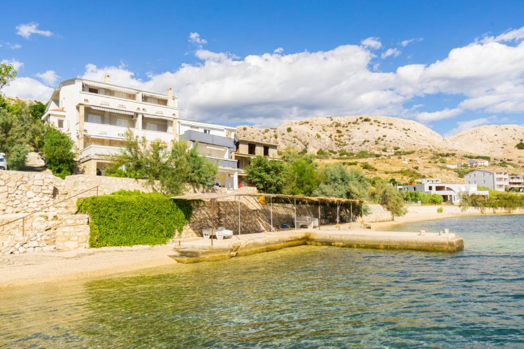 Galinec with mountain and seaview, Metajna (updated prices 2026)