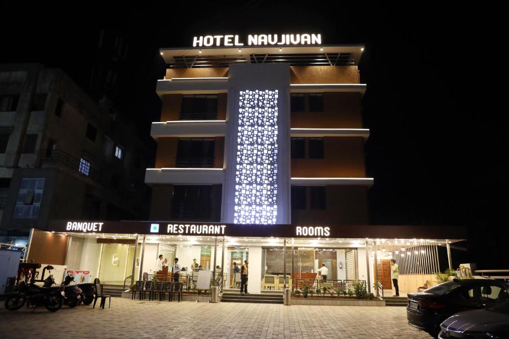 HOTEL NAVJIVAN, Vevji (updated prices 2025)