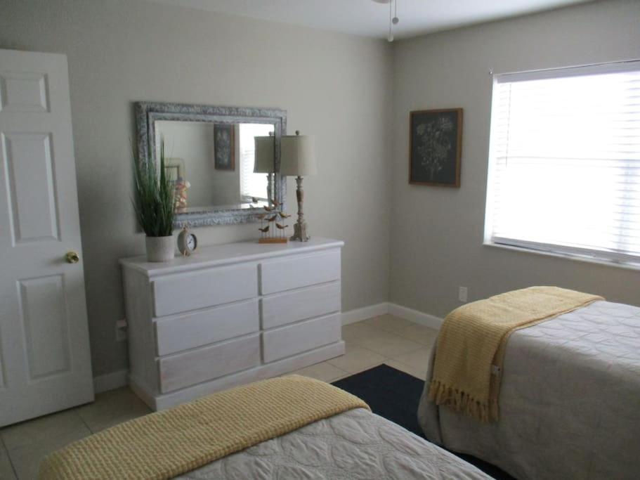 Naples Park, Naples (updated prices 2025)