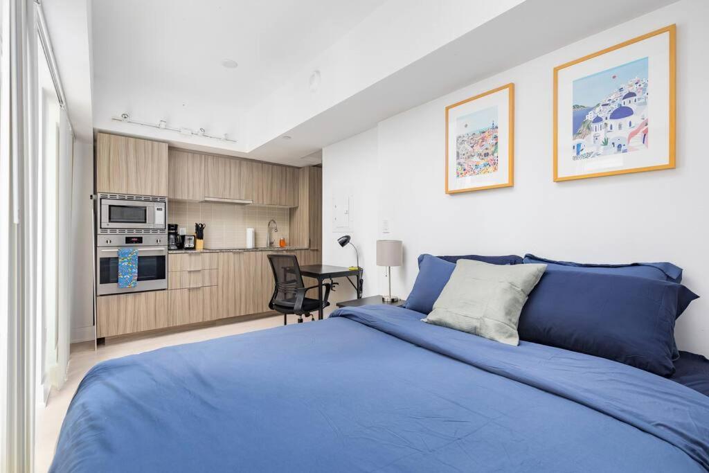 Modern Micro Studio in Heart of Downtown!, Toronto (updated prices 2025)