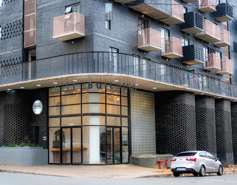 The Artful Cityscape Loft - Serenity In The City, Johannesburg ...