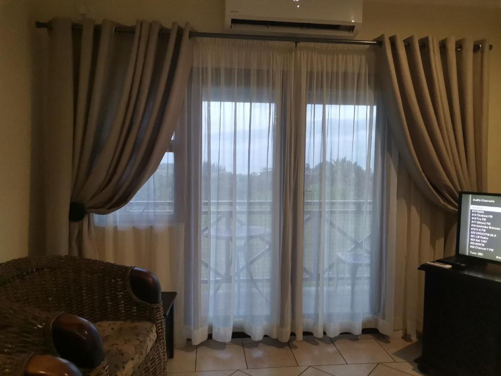 Ocean View Villas C11, Port Edward (updated prices 2026)