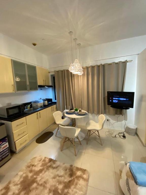 Comfy Artsy Studio in BGC, Manila (updated prices 2026)