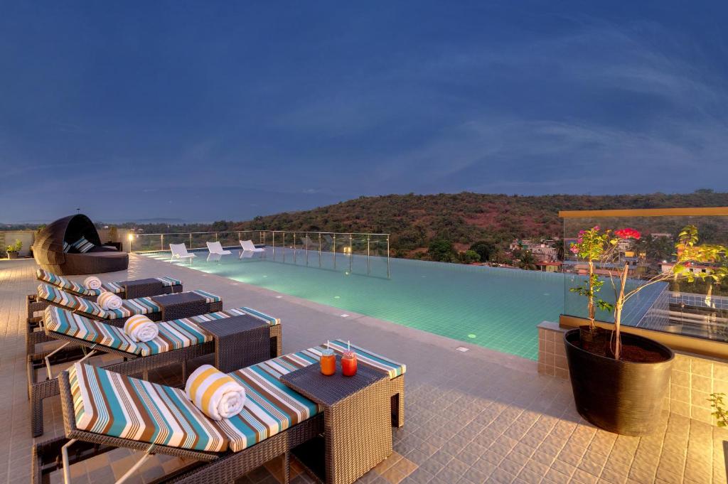 The Fern Habitat, Candolim, Goa, Candolim (updated prices 2025)