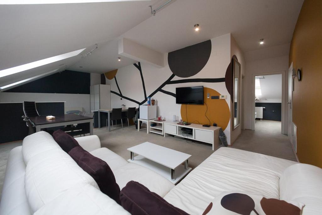 Centar W, Osijek (updated prices 2026)