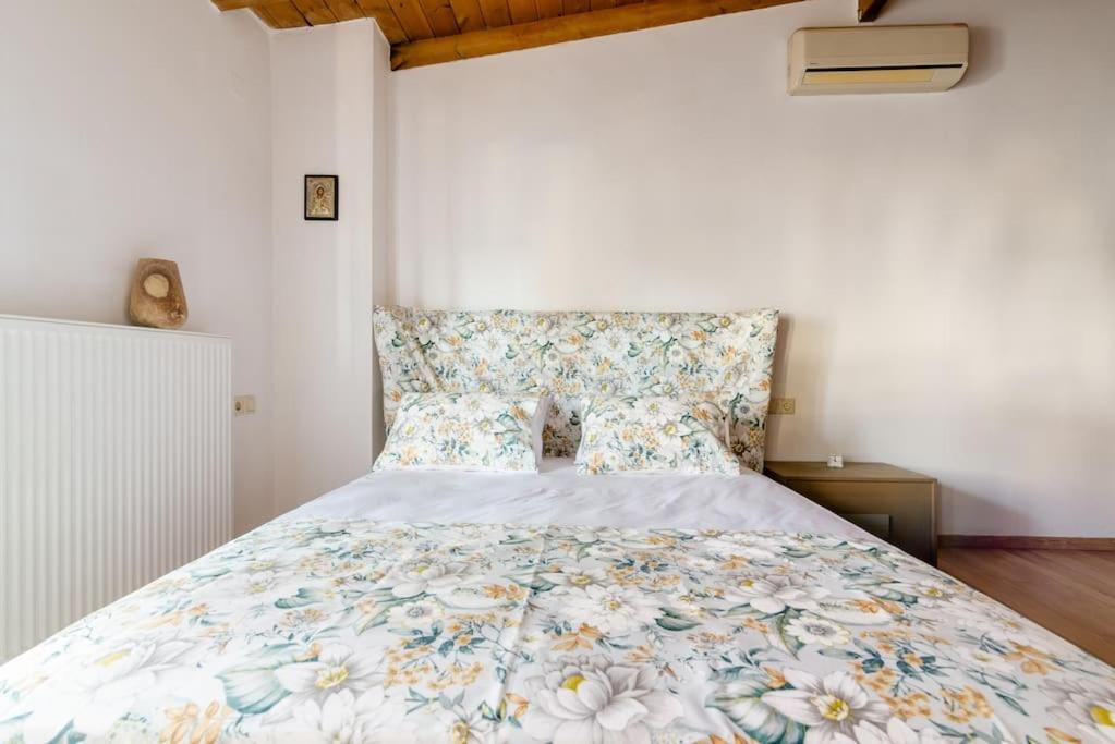 Sea Aura Crete, family seaside house in Agia Pelagia, Agia Pelagia ...