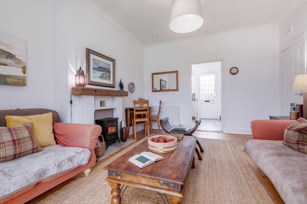 Heather Cottage, 2 bedroom in Comrie, Comrie (updated prices 2025)