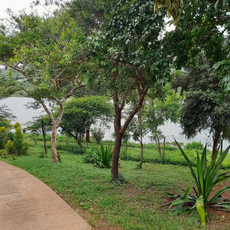 Entendeni Lodge SelfCatering, Inanda (updated prices 2025)