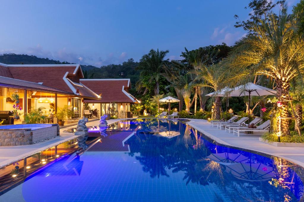 Villa Carlos, Luxury 7 BDR Private Pool Villa, Baan Bua Nai Harn ...