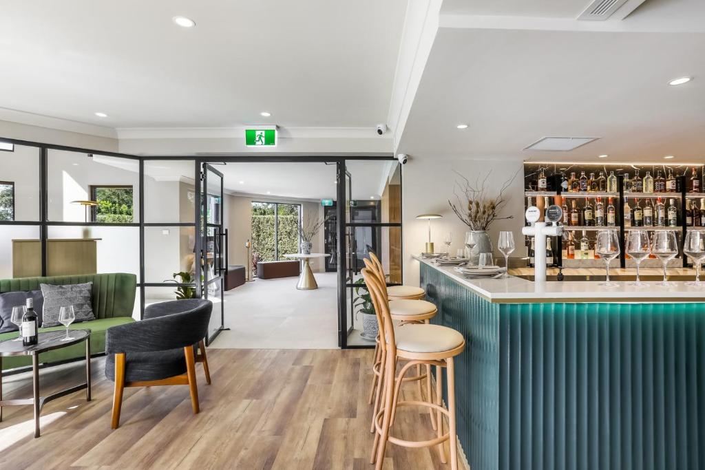 Killara Hotel & Suites, Killara (updated prices 2025)
