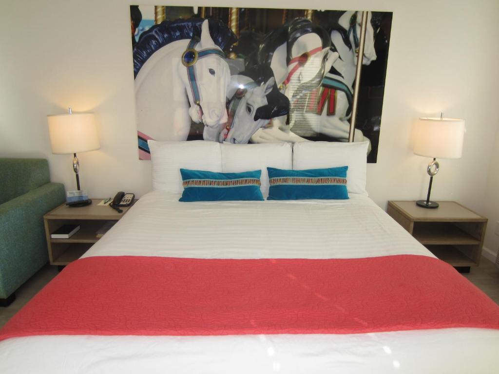 Carousel Beach Inn, Santa Cruz (updated prices 2025)