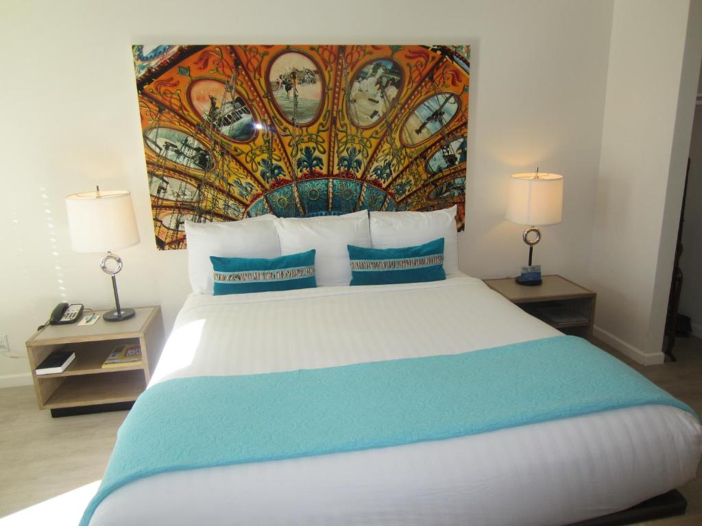 Carousel Beach Inn, Santa Cruz (updated prices 2025)