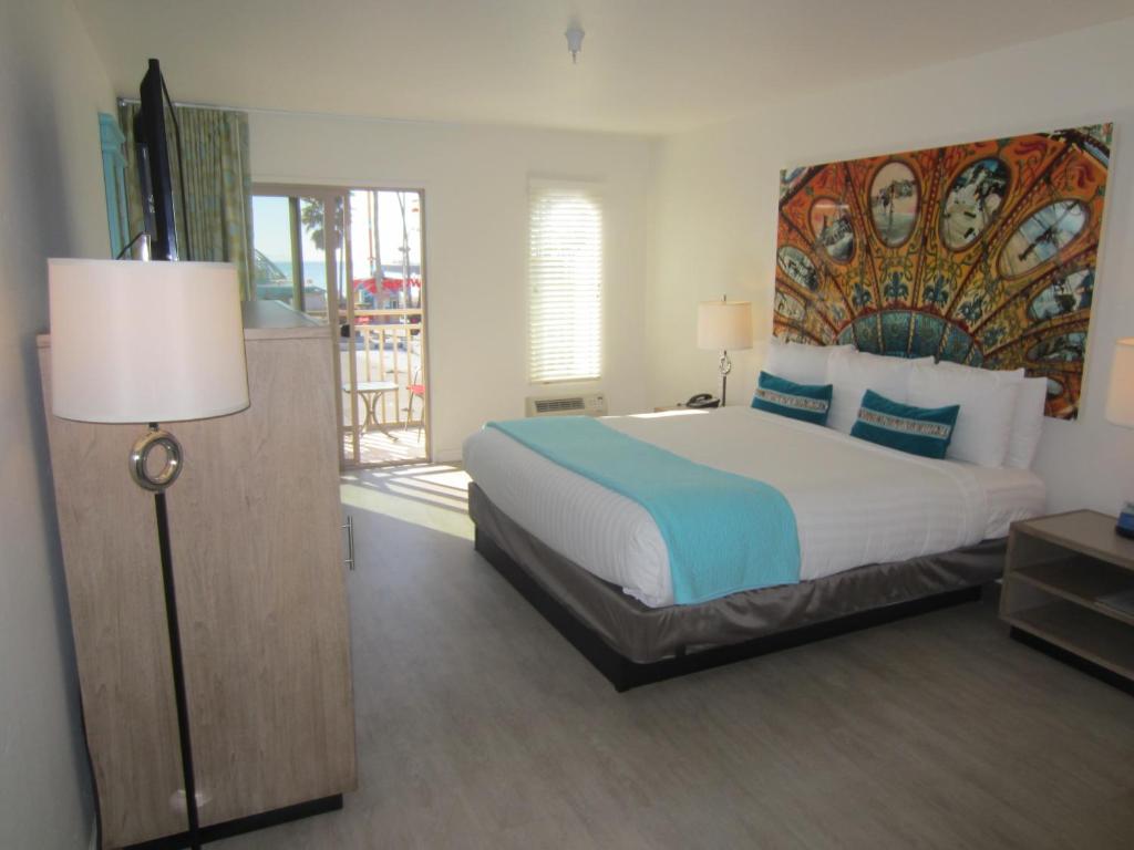 Carousel Beach Inn, Santa Cruz (updated prices 2025)