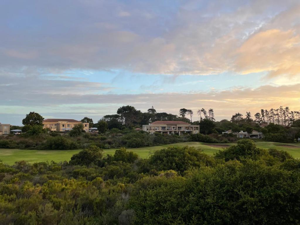 The 10th Tee, Plettenberg Bay (updated prices 2026)