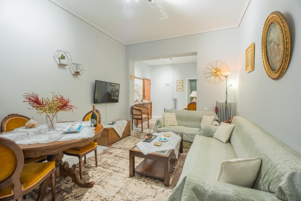 Neoclassic modern apa Ath, Athens (updated prices 2026)