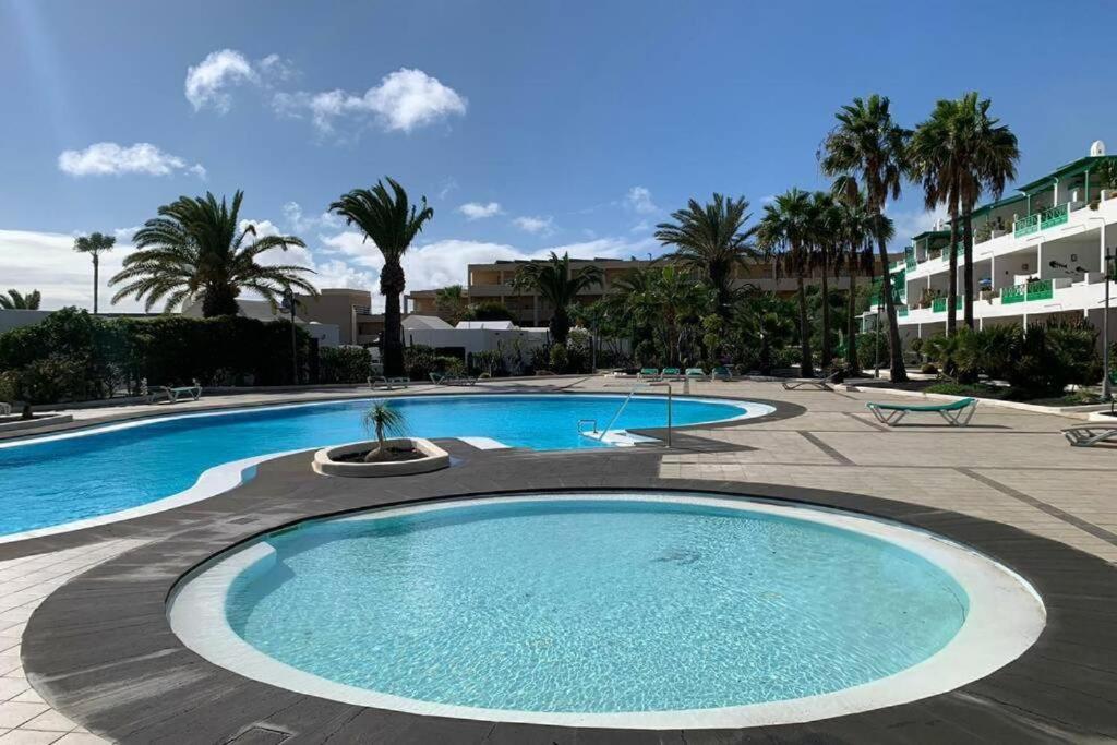 Playa Bastian first line of the sea, Costa Teguise – Aktualisierte ...