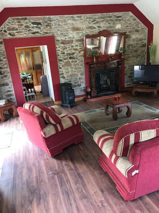 Castlegregory-Seaside 2 Bedroomed Cottage, Castlegregory – Updated 2024 ...