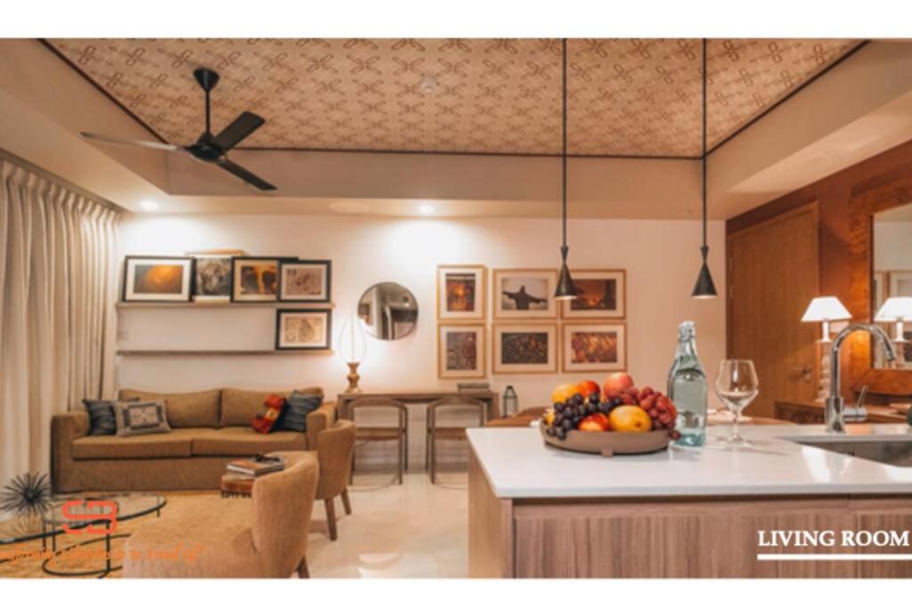 Spark Bridge-colombo, An Artist-designed 3br Condo - Colombo