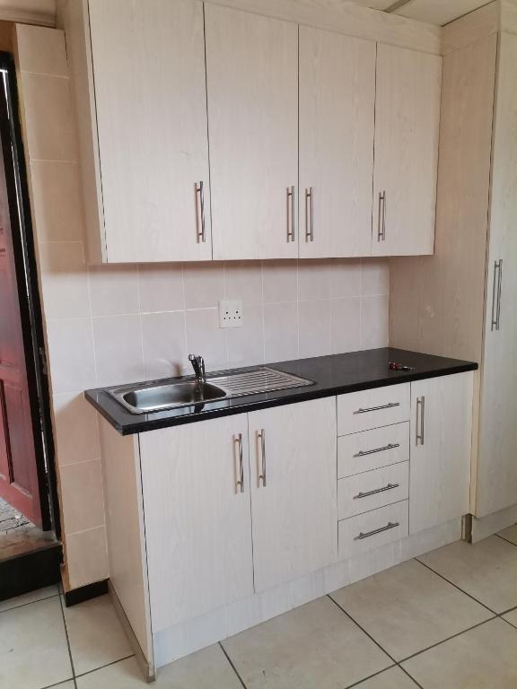 Gae la boroko cabin, Brakpan – Updated 2024 Prices