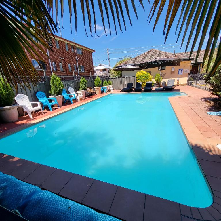 Country Plaza Motel, Queanbeyan (updated prices 2025)