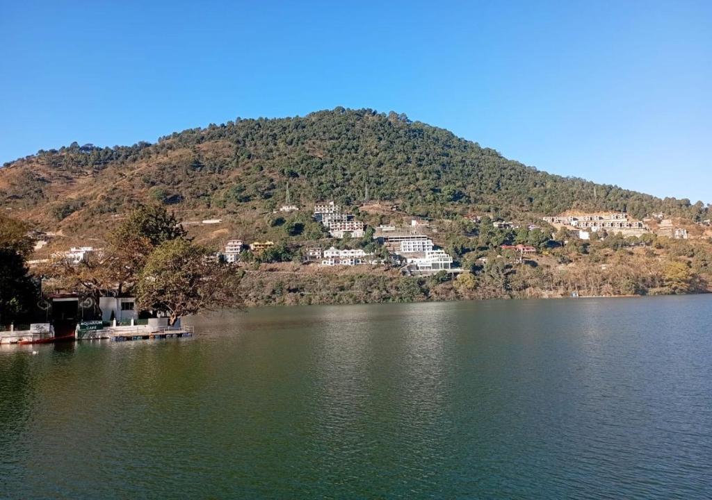 BluSalz Home The Green Roof Bhimtal, Bhīm Tāl – Updated 2023 Prices