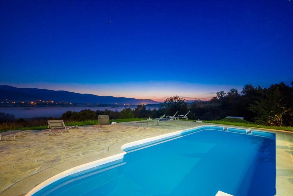 Villa Hills, Janja Gora (updated prices 2026)