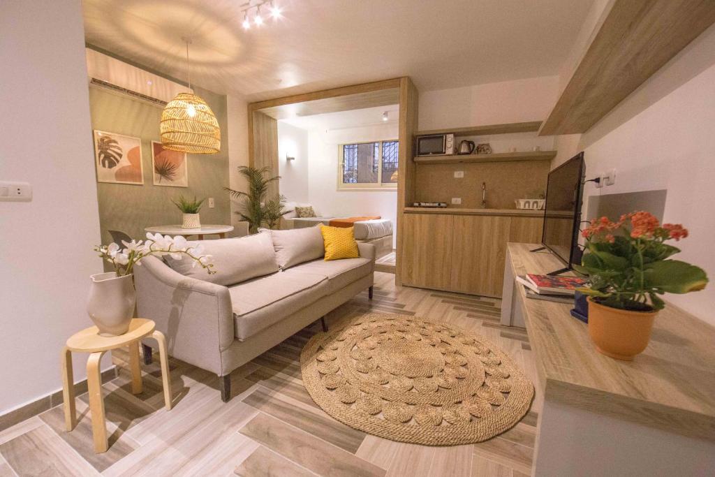 BIRD NEST Near Arkan Plaza, Cairo – Updated 2023 Prices
