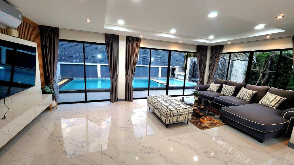 I am pool villa Pattaya no.11, Ban Bang Saman – Aktualisierte Preise ...