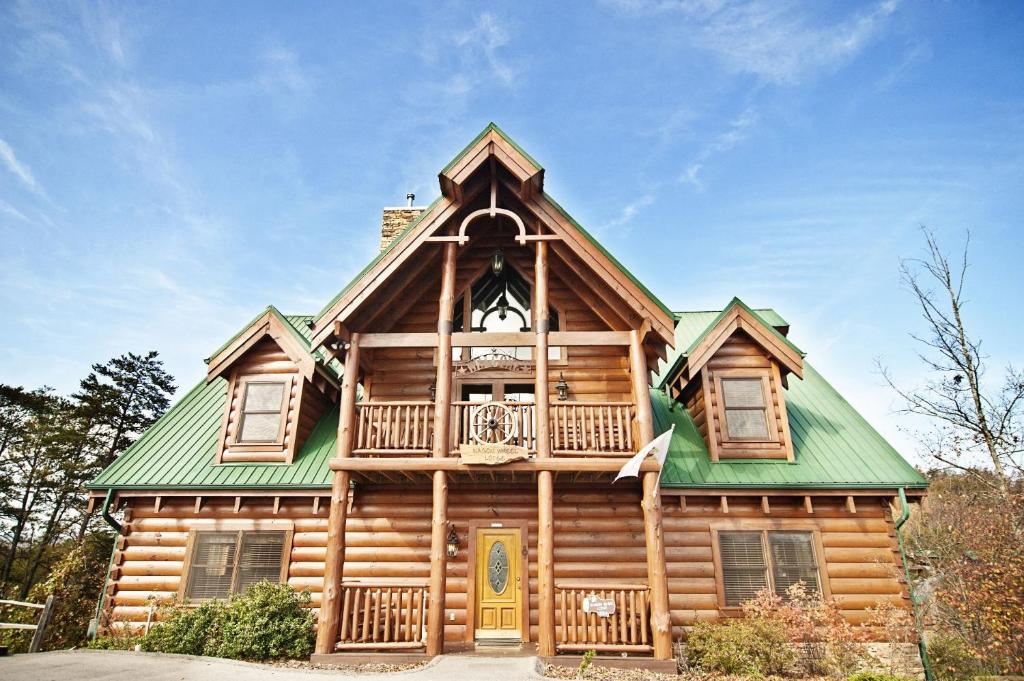 ERN854 - Wagon Wheel Lodge - Great Location! Close To All The Action ...