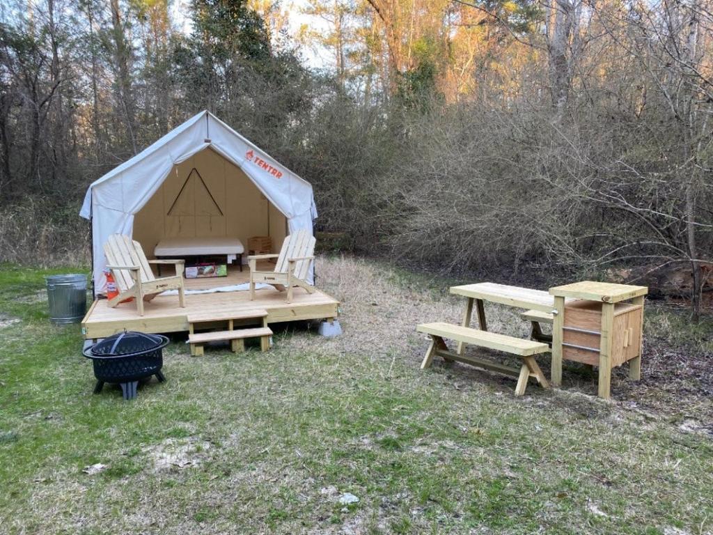 Luxe tent Tentrr State Park Site - Mississippi Clarkco State Park ...