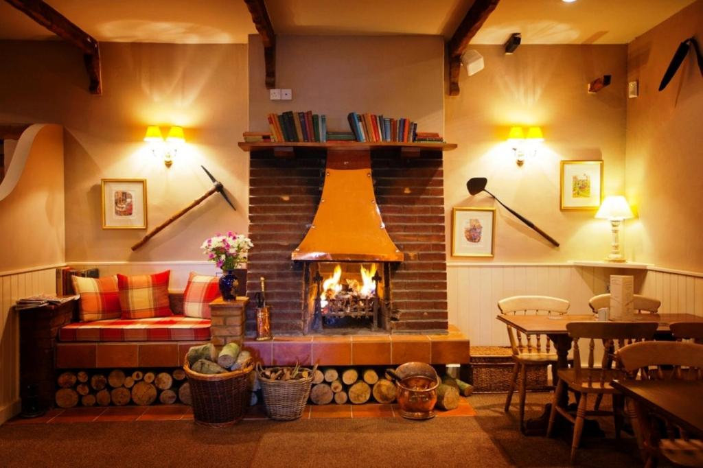 Wayford Bridge Inn Hotel, Stalham (updated prices 2025)