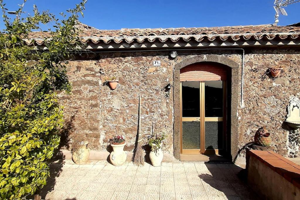 Casa Leopina Apri gli occhi e vola oltre il mare, SantʼAlfio (updated ...