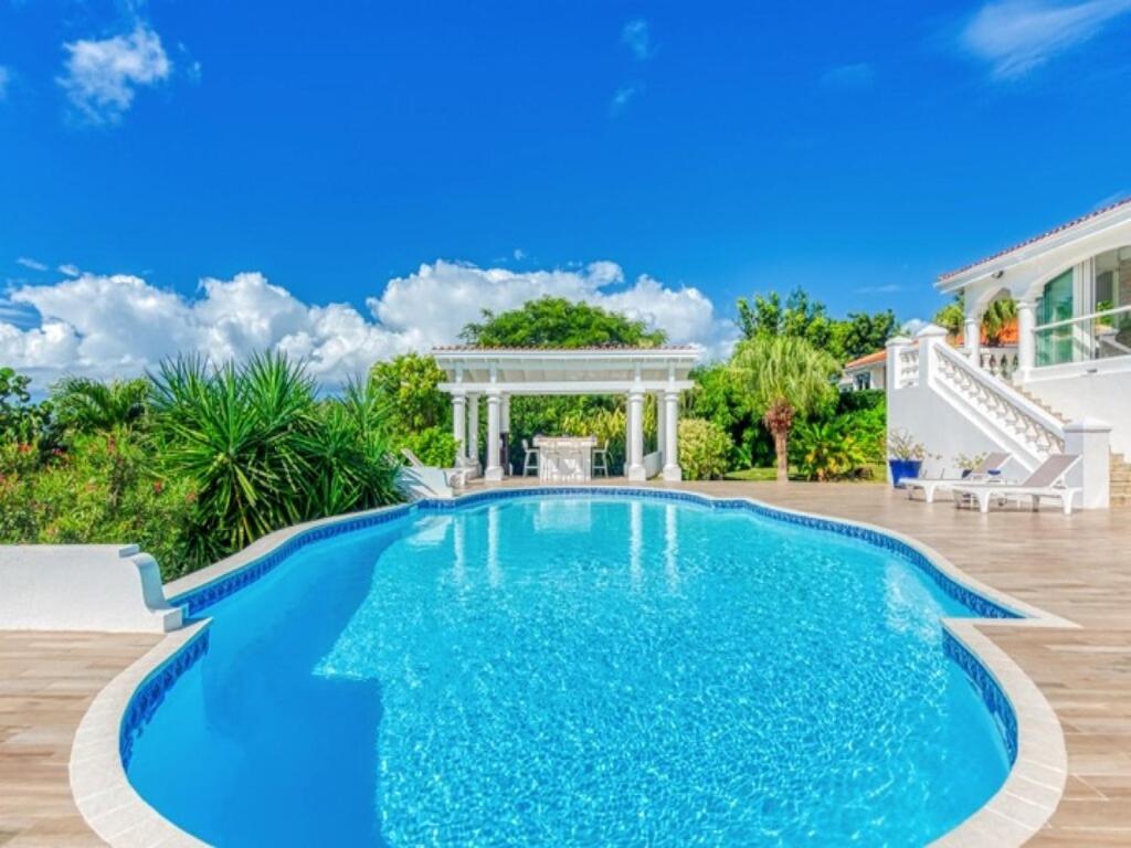 Sunny vacation Villa 89, Les Terres Basses (актуальные цены 2024 года)