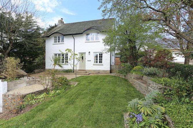 GEORGEHAM WHITEHAVEN 3 Bedrooms, Georgeham (updated prices 2026)