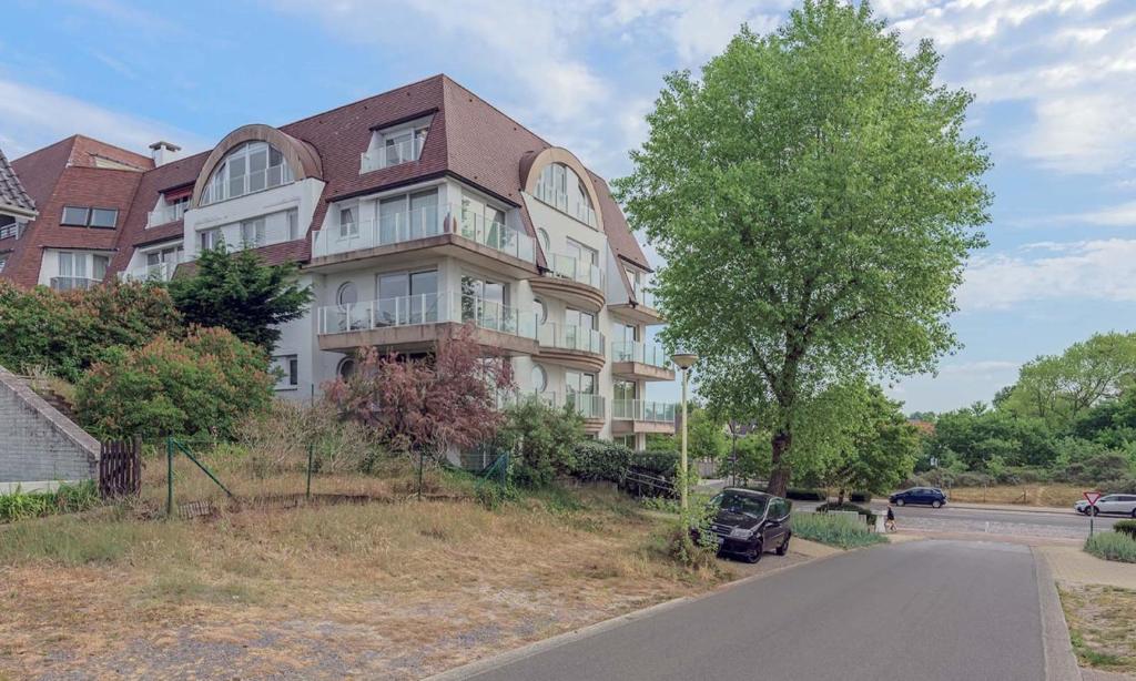 Julie D3, Oostduinkerke (updated prices 2025)